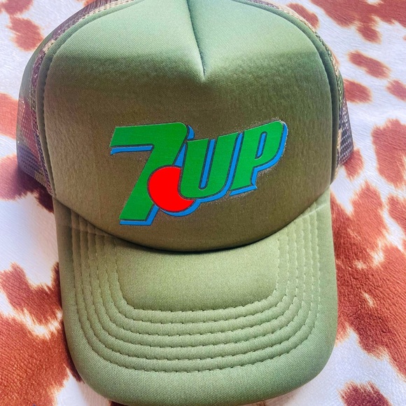 Accessories | 7up Trucker Hat | Poshmark